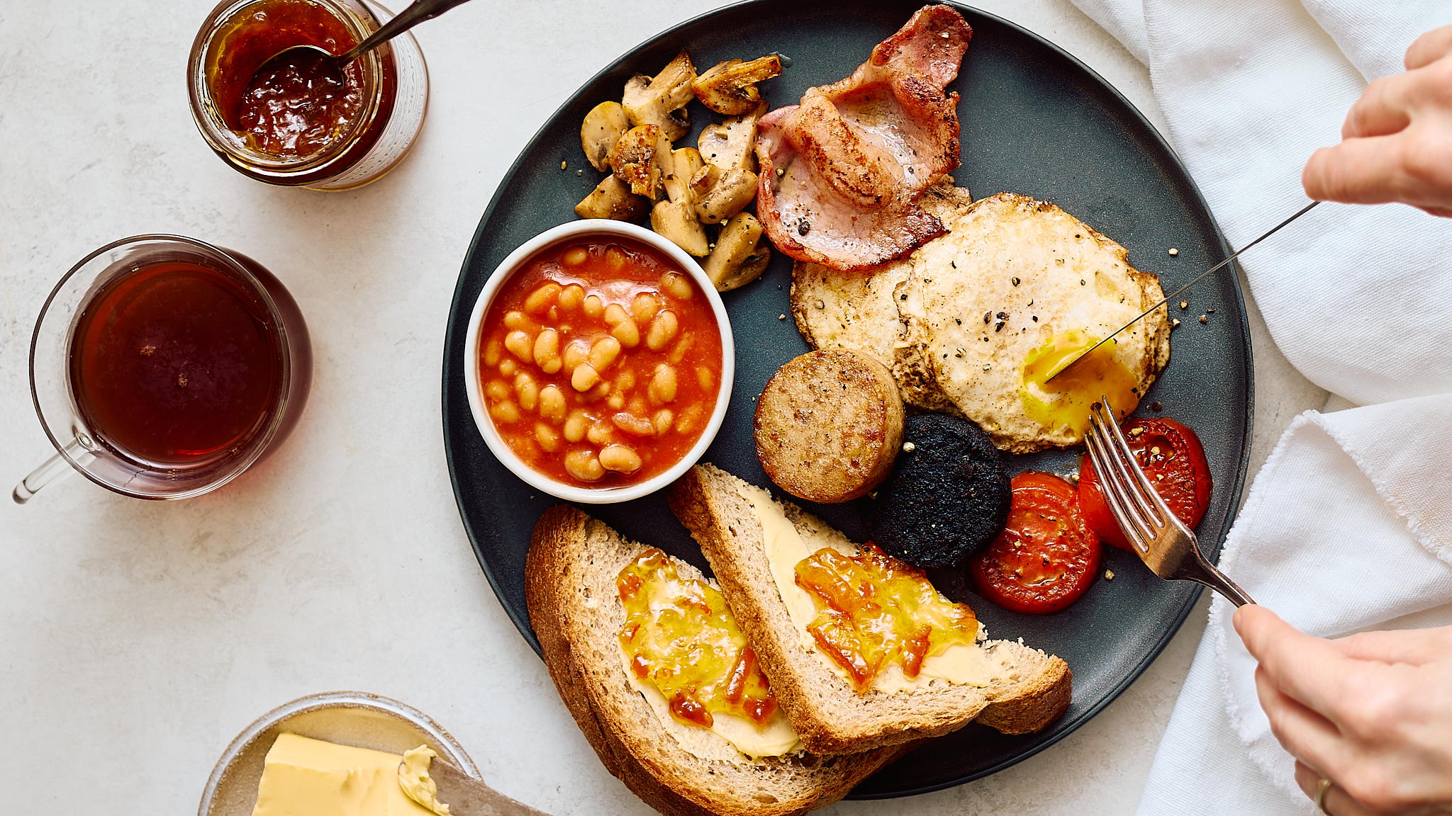 Traditional Irish Breakfast - Truly Recipes
